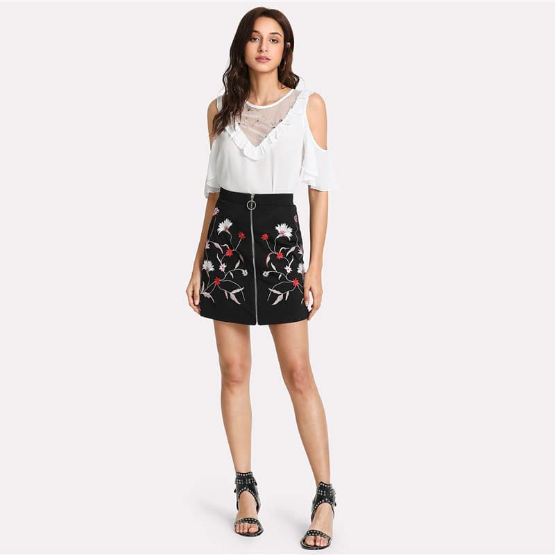 Bohemian Embroidered Flower Mini Skirt - bohogammastyle